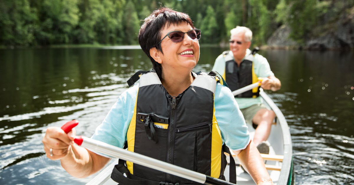 What to Take on a Day Canoe Trip [No-Nonsense List] - Peaceful Paddle